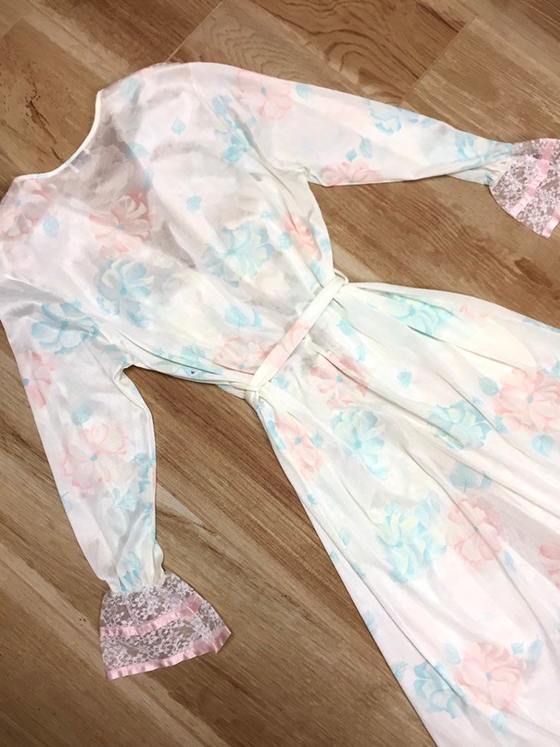 Pastel Floral Satin Robe With Lace, Made in USA, Medium - Etsy