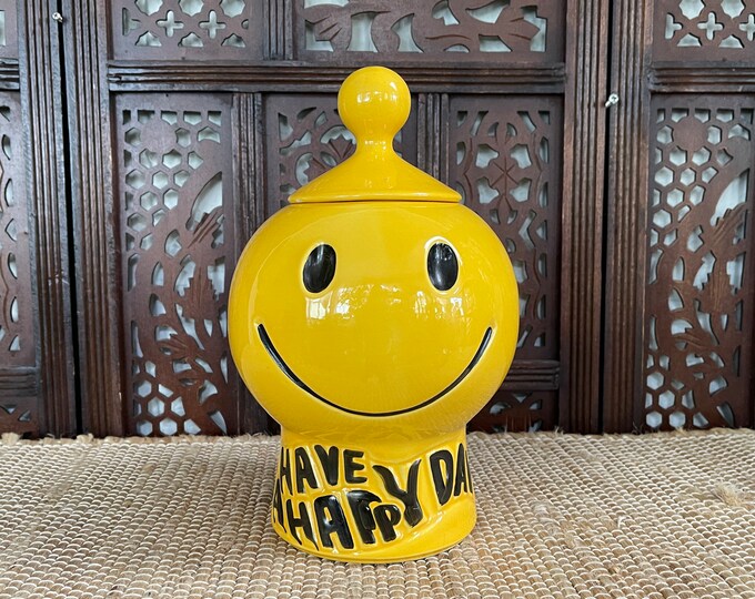 RETRO Mccoy USA Yellow Smiley Face Ceramic Cookie Jar "have a Happy Day ...