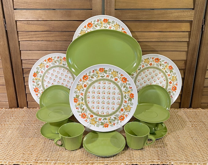 RETRO 17 Piece 70s Melamine Dinnerware, Service for 4, Plates, Cups ...