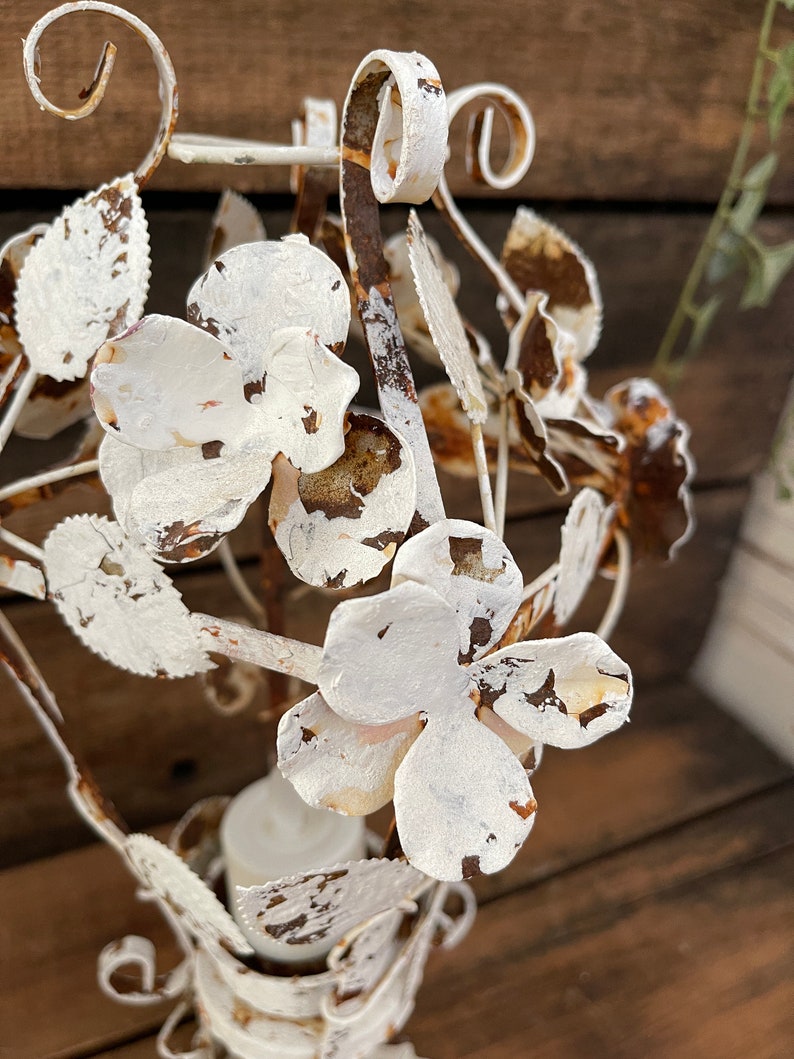 Shabby Cottage Natural Rust Chippy Paint Floral Metal - Etsy