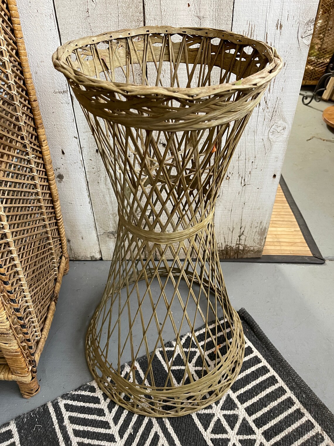 Mid Century Spun Fiberglass Plant Stand or Table Base - Etsy