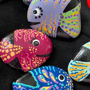 Set of 4 Assorted Fish Rocks, Colorful Painted Dot Rocks - Etsy