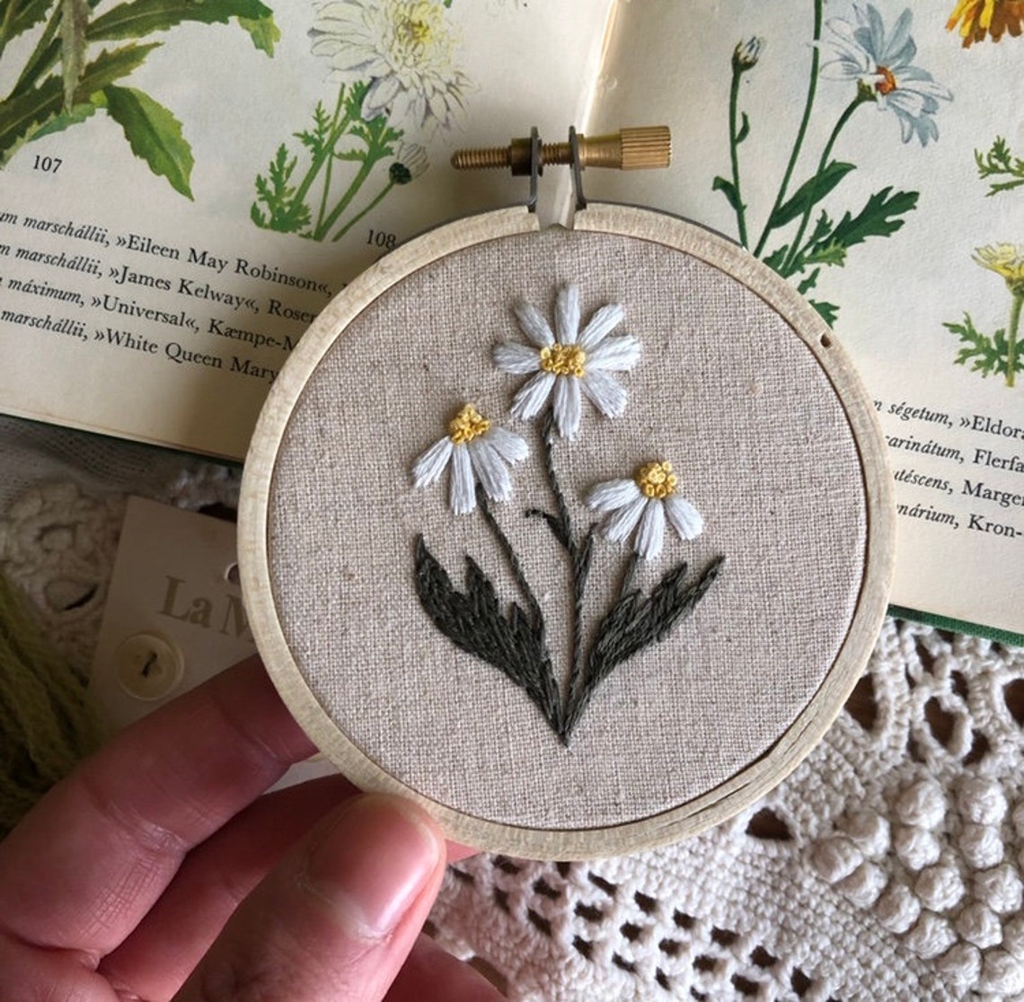 Daisy Embroidery Pattern - Etsy
