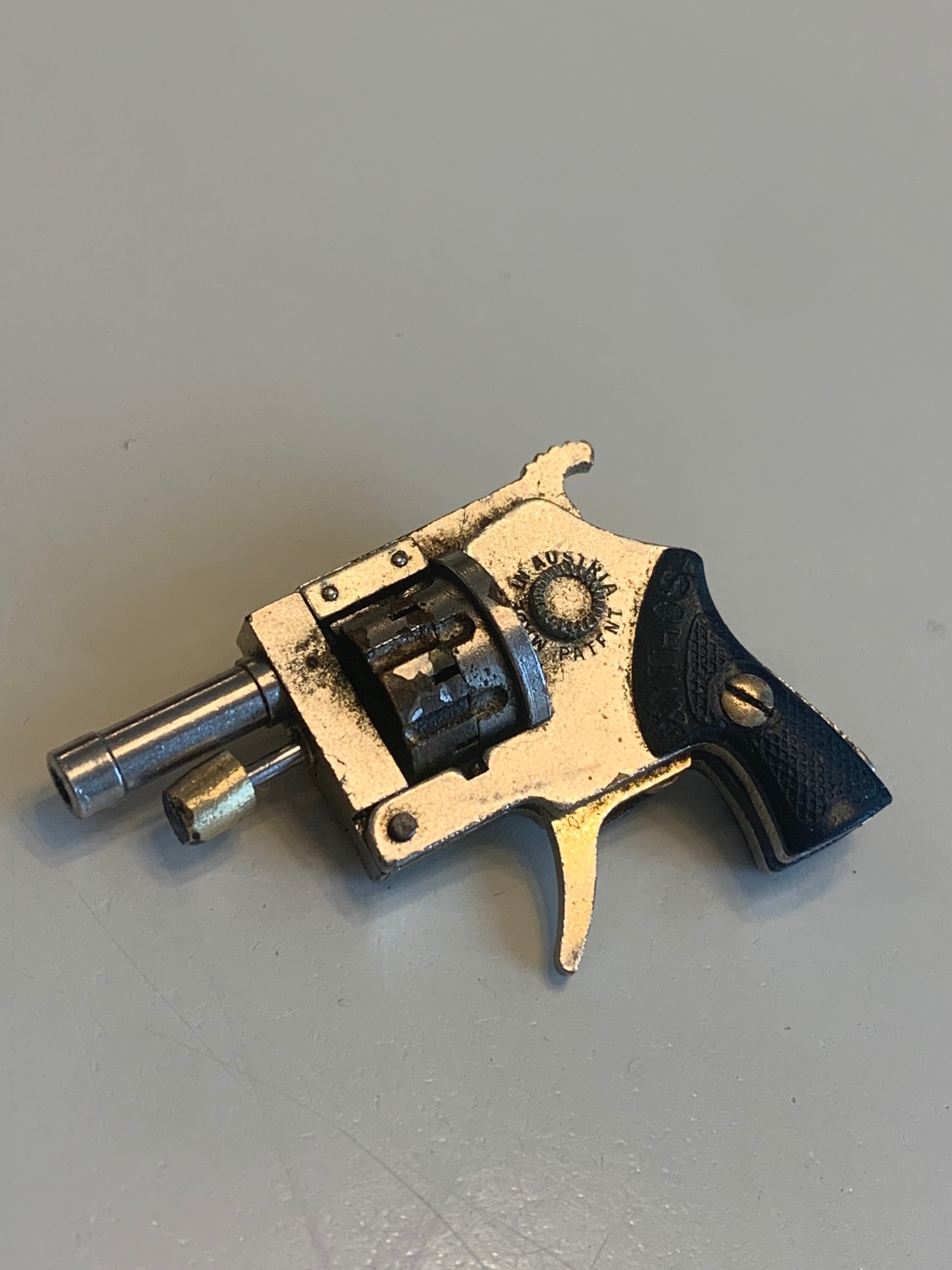 Highly Collectable Xythos 2mm. Miniature Revolver - Etsy