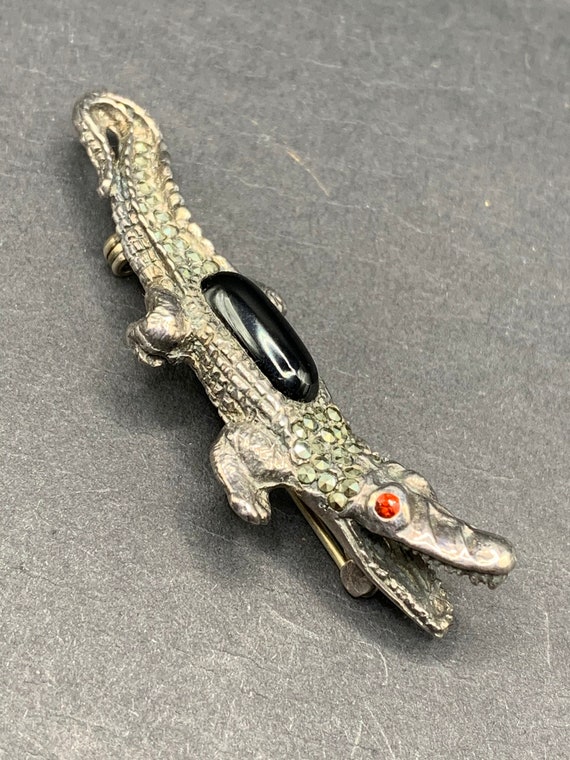 Sterling silver crocodile brooch - Gem