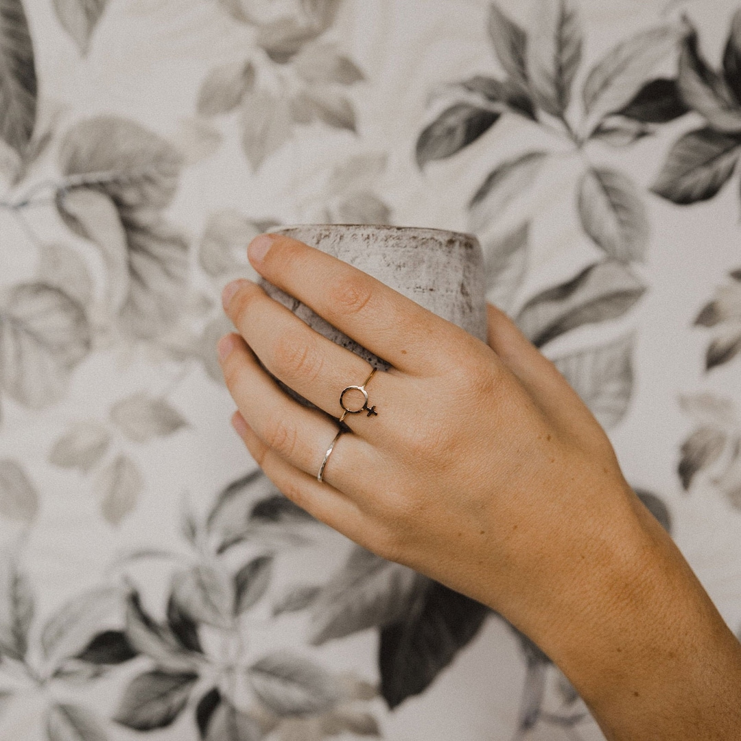 Female Symbol Ring; Female Empowerment; Female Symbol; Gifts for Her ...