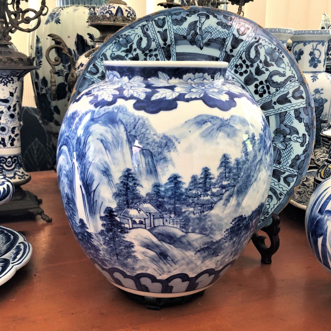Large Vase 染付 Sometsuke Vaas 山水 Sansui 山 Mountain 松 Pine Landscape Fat ...