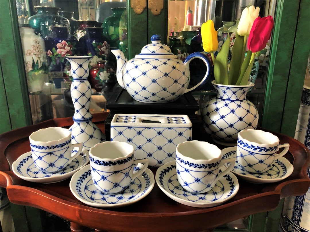 Delft Style spider Motif Teapot & Teacup With Flower Brick Candlestick ...