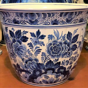 TWO HUGE! Rare Delft Flower Pots Delfts Blauw Chinois Bloempot Palm Pot ...