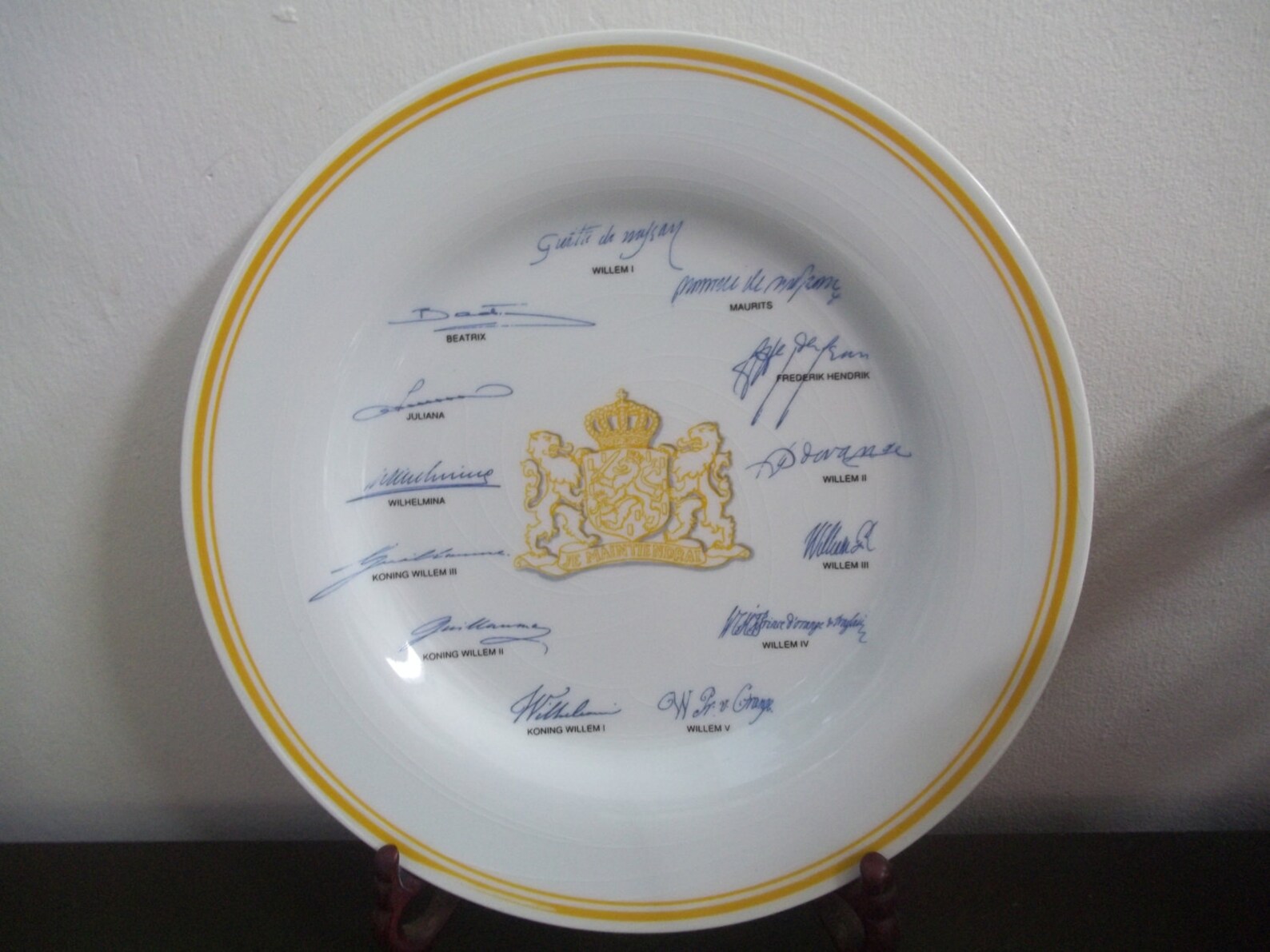 Rare Delft Plate of Sovereign Royal Signatures Wall Plaque | Etsy