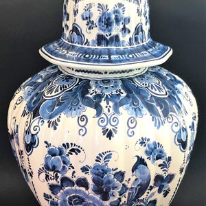Velsen Red Delft Perfume Bottle Delfts Rood 花王 Kaou 牡丹 Botan Pioen ...