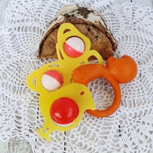 Vintage Baby Toys Little Baby Toy Plastic Trattle Toy Baby Rattle ...