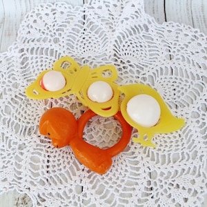 Vintage Baby Toys Little Baby Toy Plastic Trattle Toy Baby Rattle ...