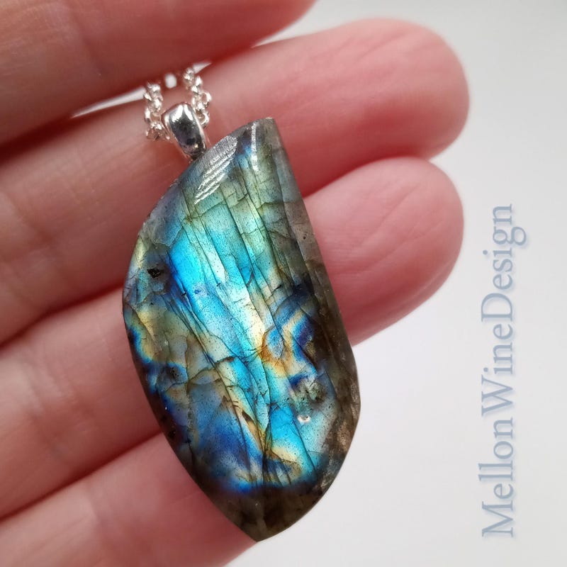 Spectrolite Pendant - Etsy