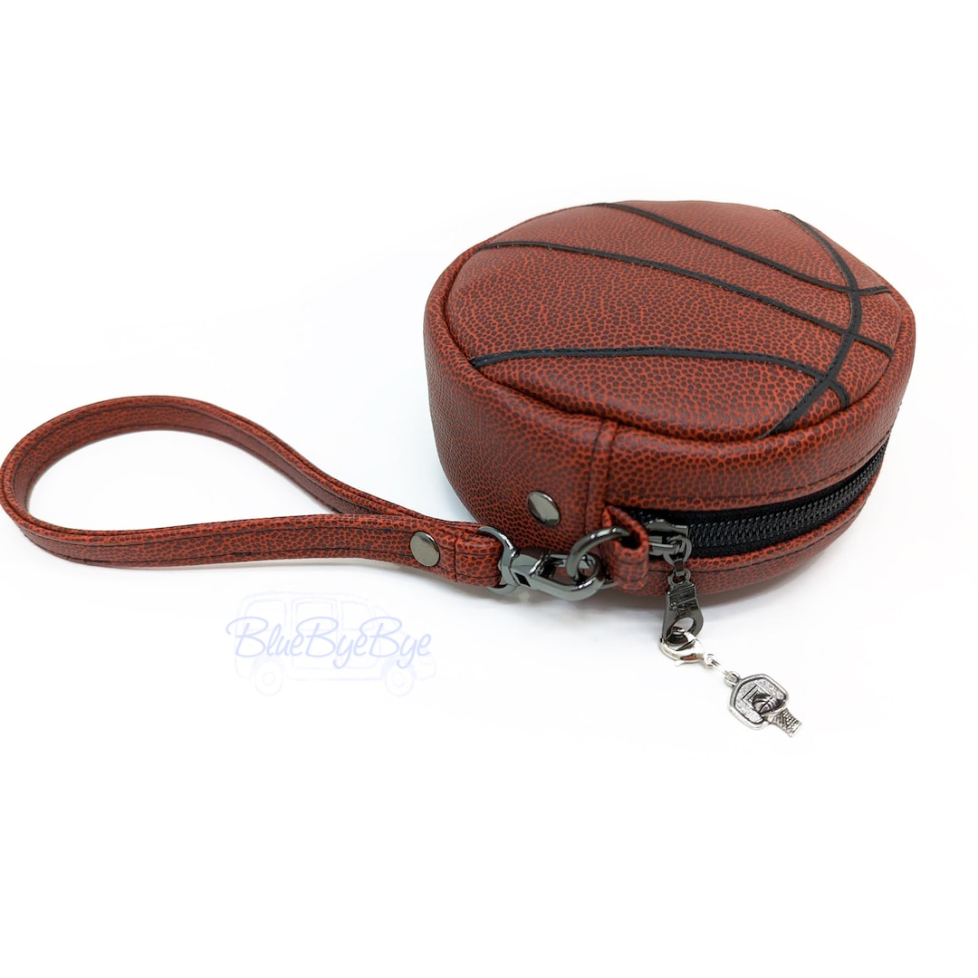 Basketball Mini Round Wristlet Bag, Mini Wristlet, Trendy Circle Purse ...