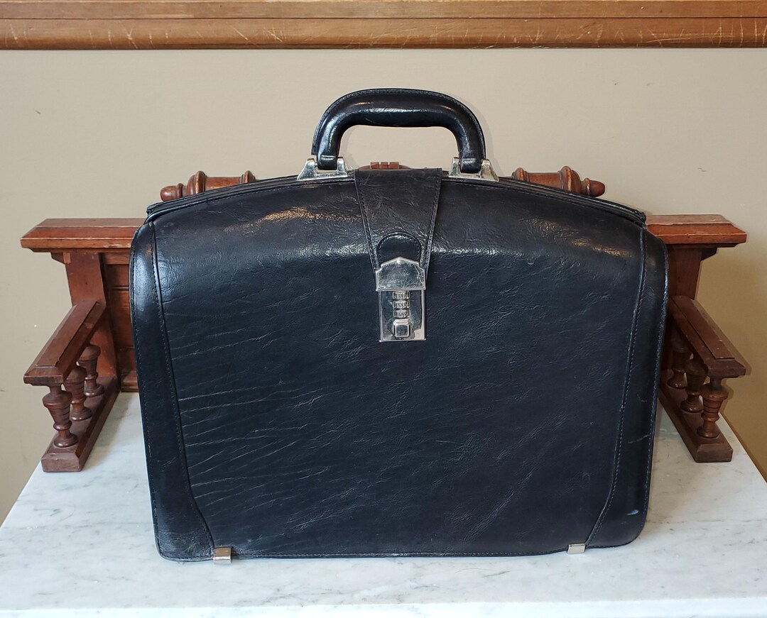 Sale Vintage Wilsons Pelle Studio Compact Gladstone Style Lawyer Doctor ...