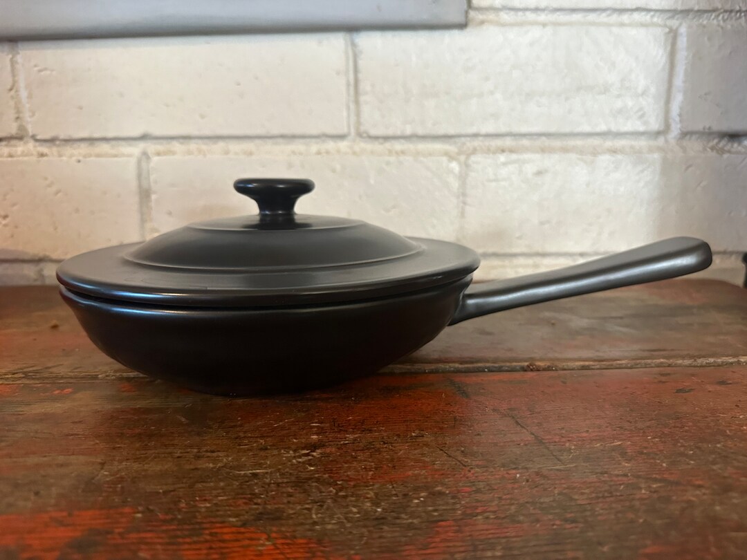Longaberger Pottery Flameware 8” Skillet W/lid Woven Traditions Ebony ...
