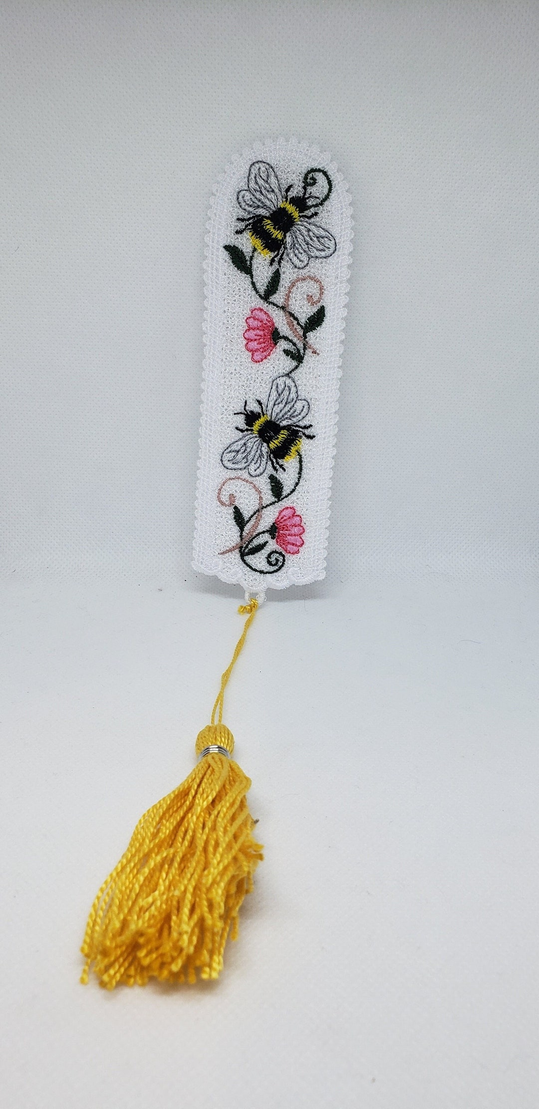 Bee Themed Bookmark Freestanding Lace - Etsy