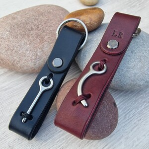 Personalised Leather Keyring With Genuine Parachute Closing Pin - Gifts ...