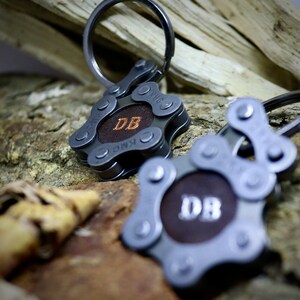 Personalised Bicycle Chain Link Keychain - Bike Chain Keyring - Gifts ...