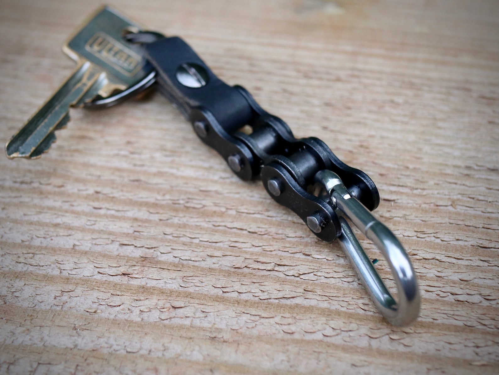Personalised Motorcycle Chain Keychain - Recycled Bike Chain Keyring ...