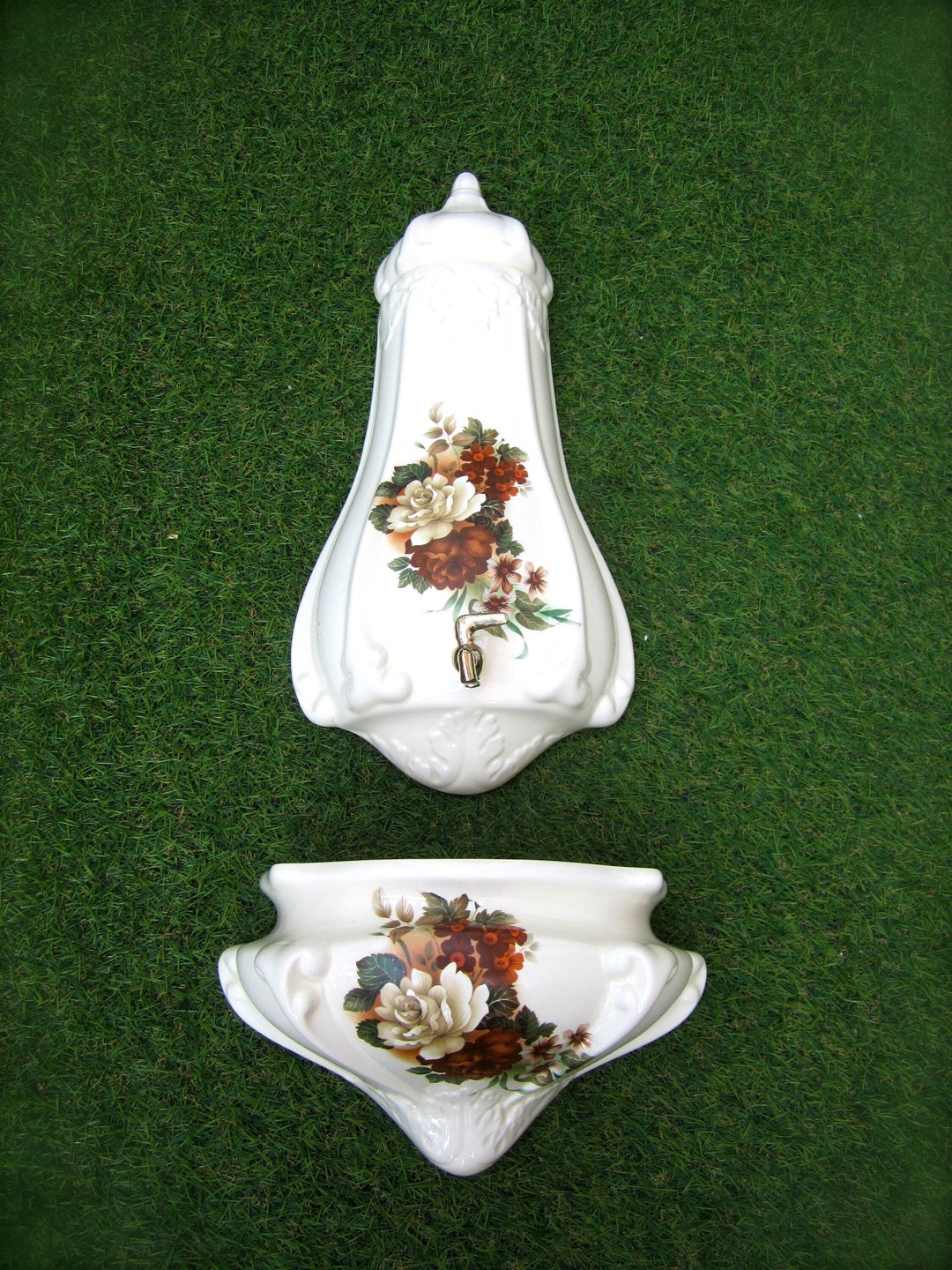 Gorgeous Design Wall Mounted Decorative Water Dispenser, Ornamental ...