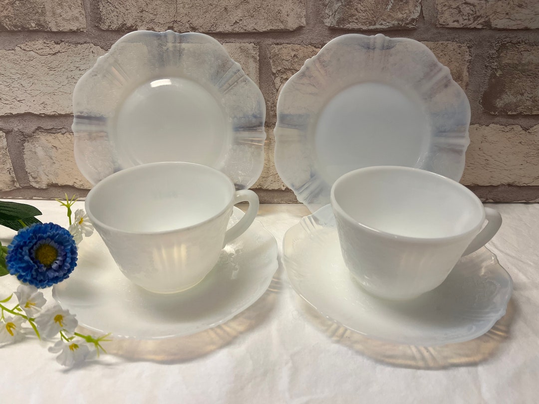 Vintage Macbeth Evans AMERICAN SWEETHEART White Monax 2 Cup and Saucer ...