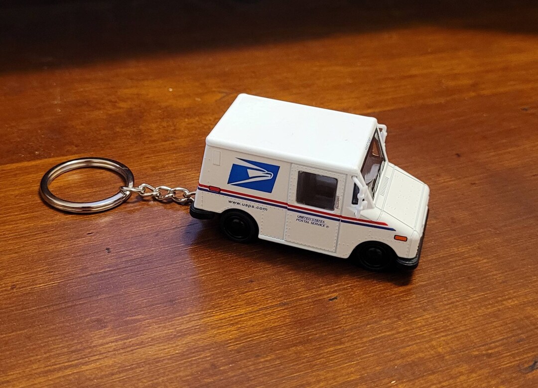 Mail Truck Keychain - Etsy