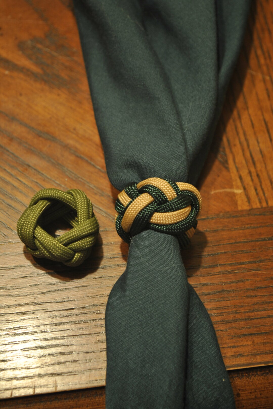 Paracord Woggle - Etsy