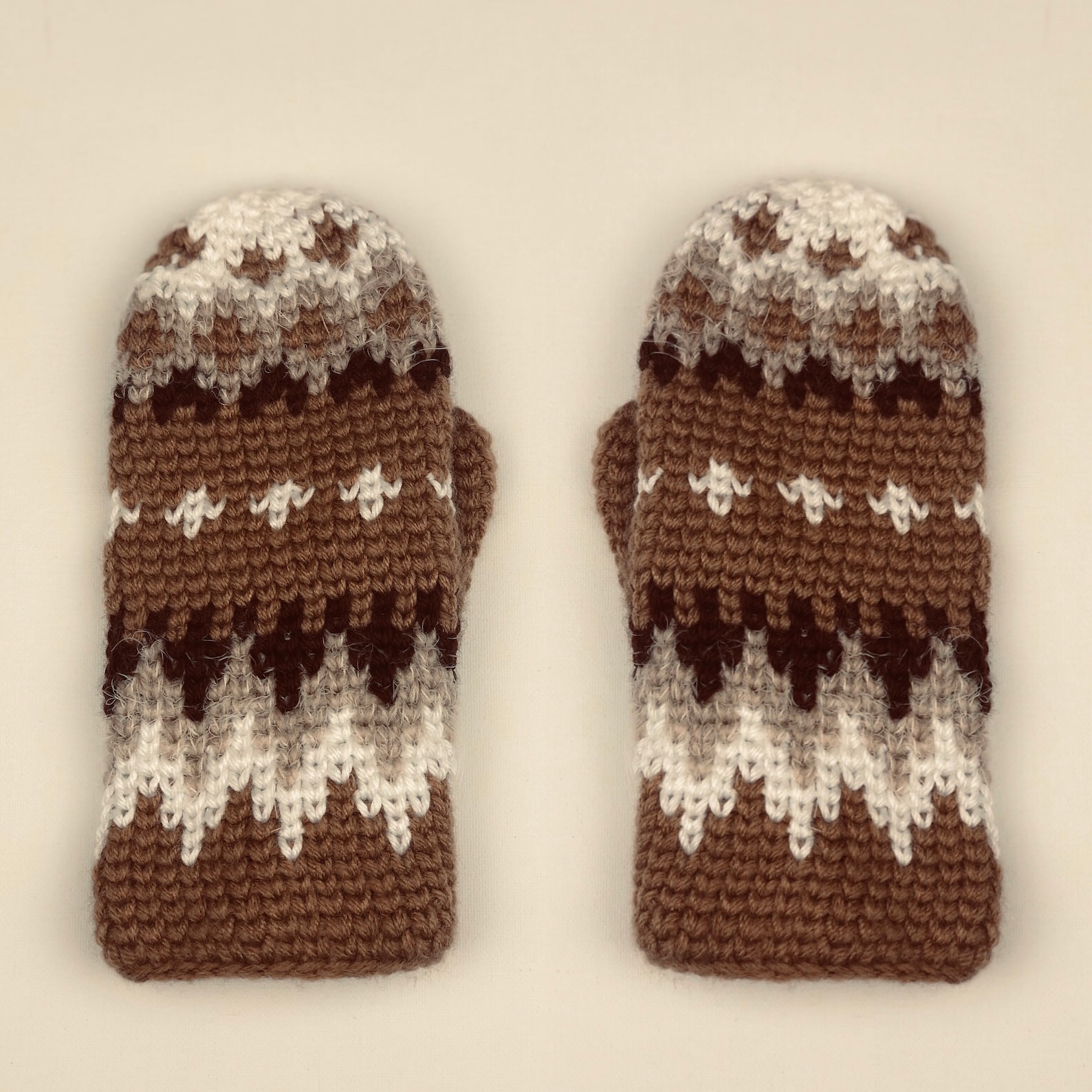 Bernie Sander's Mittens and Hat Crochet Pattern Bernies - Etsy