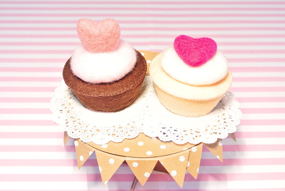 Felt Cupcake Heart Cupcake. Felt Food, Felt Cupcake, Felt Toys, Gift ...