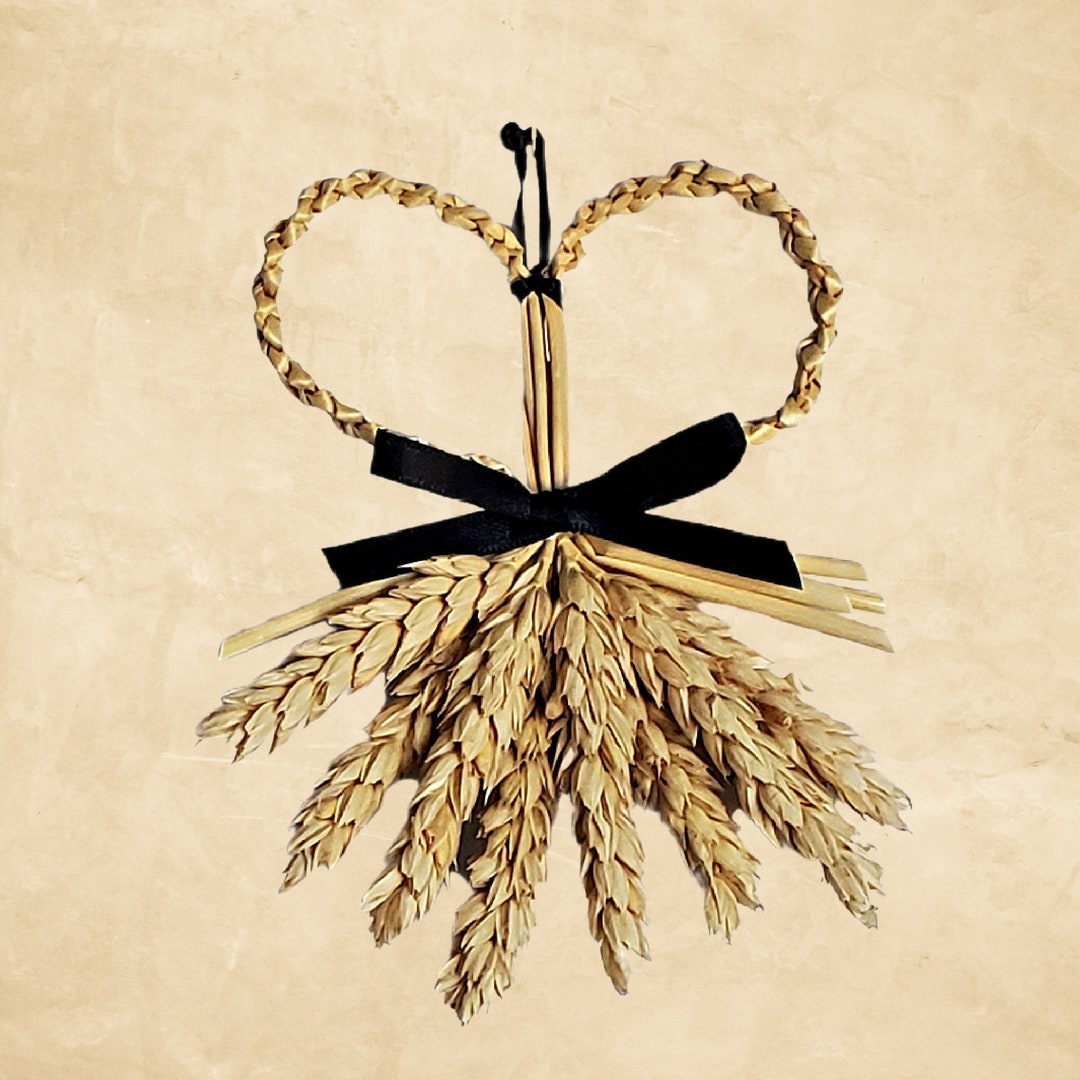 Wheat Weaving - Straw Wall Decor - Corn Dolly - Heart's Desire ...
