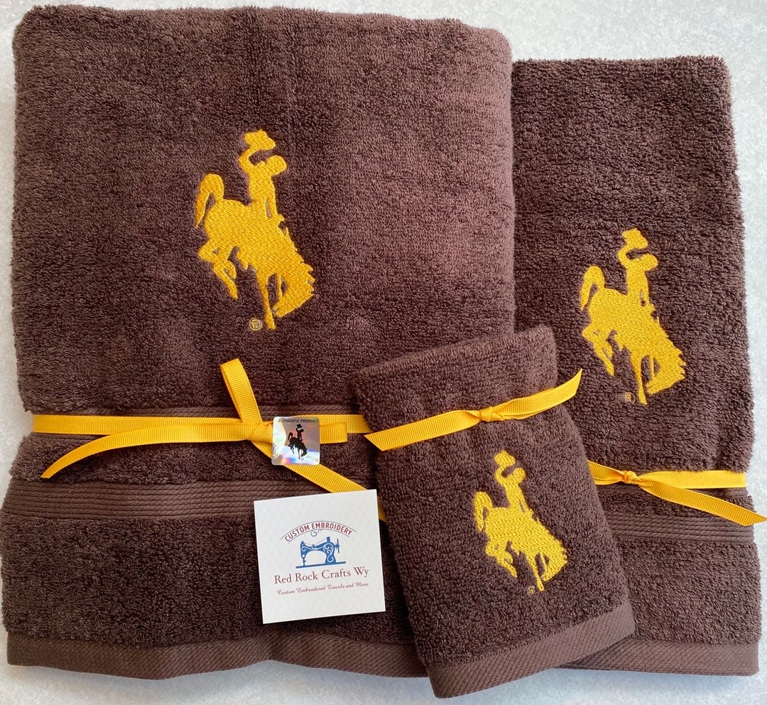 UWYO Embroidered Bath Towels, Graduation Gift, Steamboat - Etsy