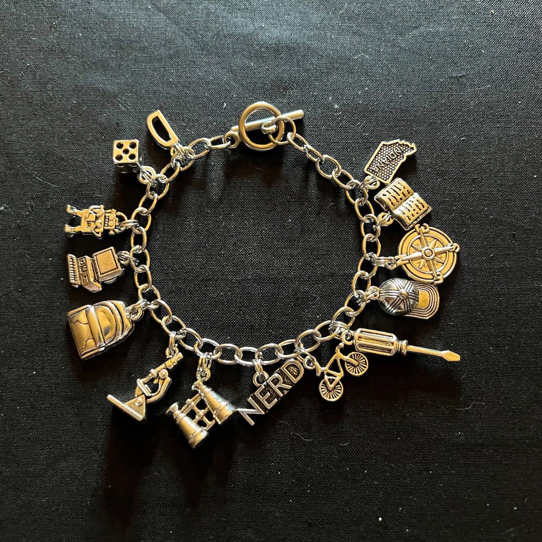 Dusty Buns Dustin Henderson Charm Bracelet Odd Stuff - Etsy