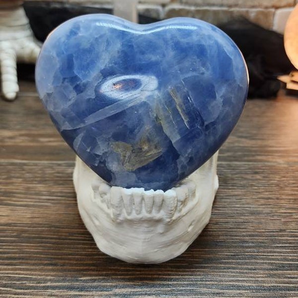 Large Crystal Heart Stand - Etsy