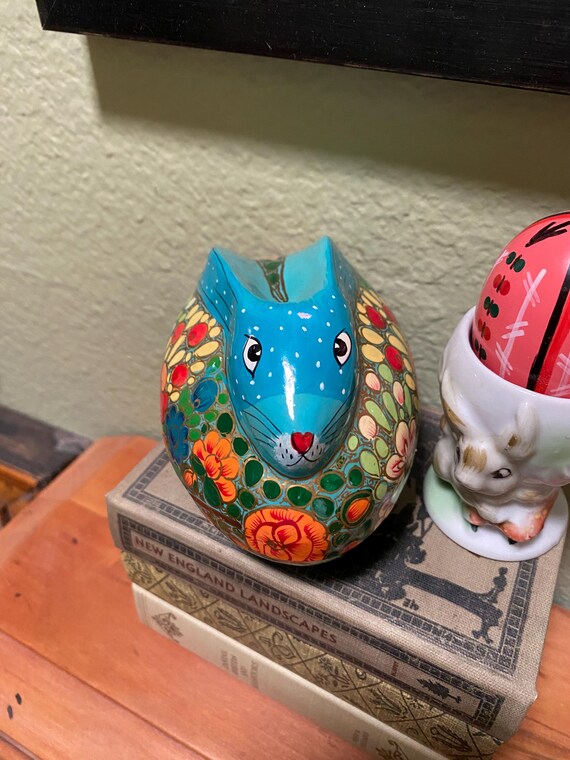 Paper Mache Bunny Box/Rabbit Trinket Box/Easter Rabbit - Gem