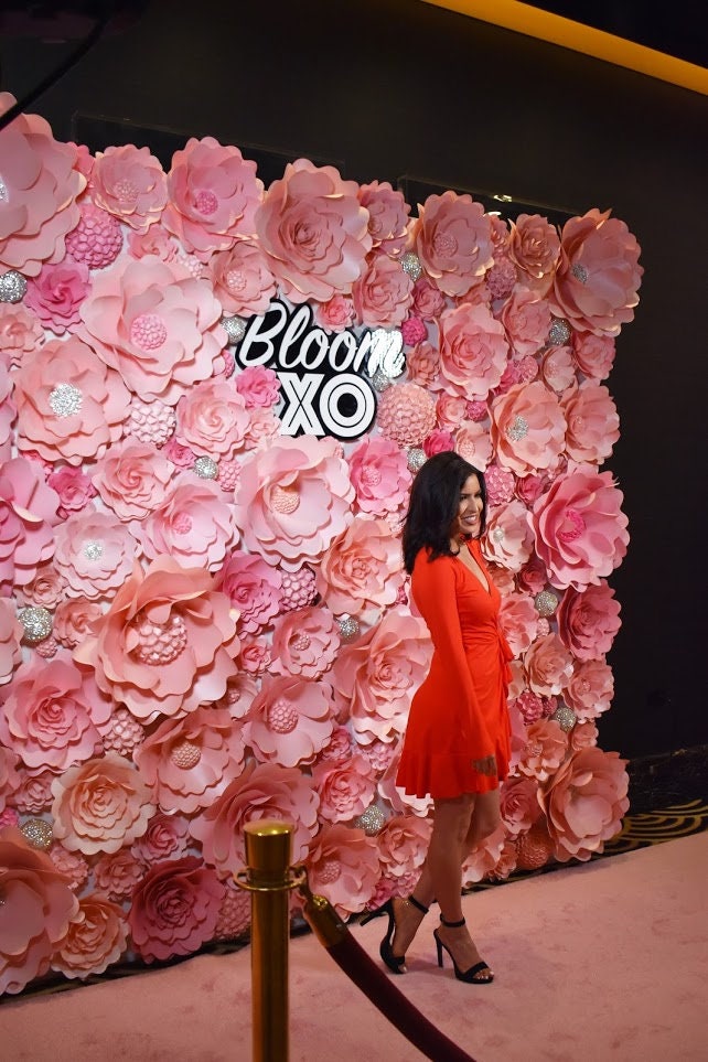 Pink Paper Flower Backdrop- Wall #61 Mix Flowers in Light Pink Shades ...
