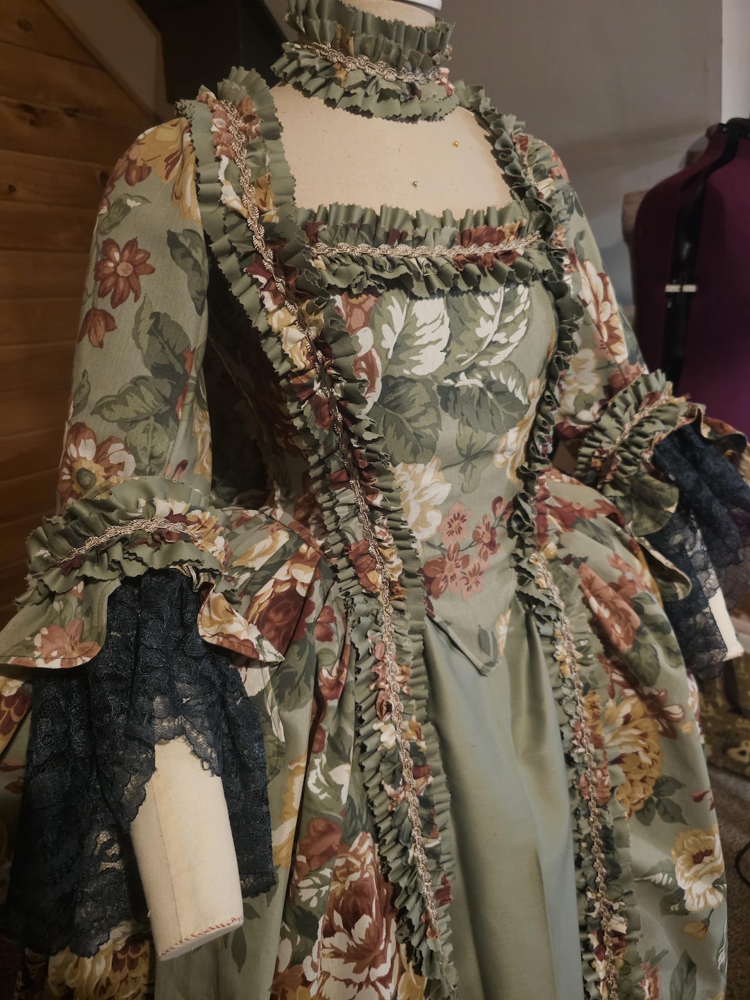 Sage Green Flowered 18th Century Colonial Sack Back Marie Antoinette Dress Gown Size 6/8 see ...