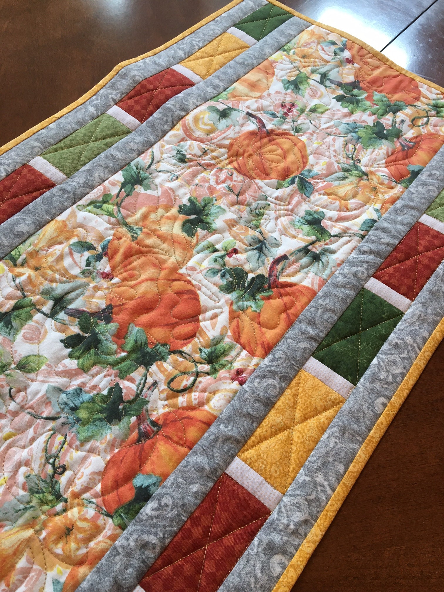 Handcrafted Quilted Table Runner Featuring Fall Themed Colors - Etsy