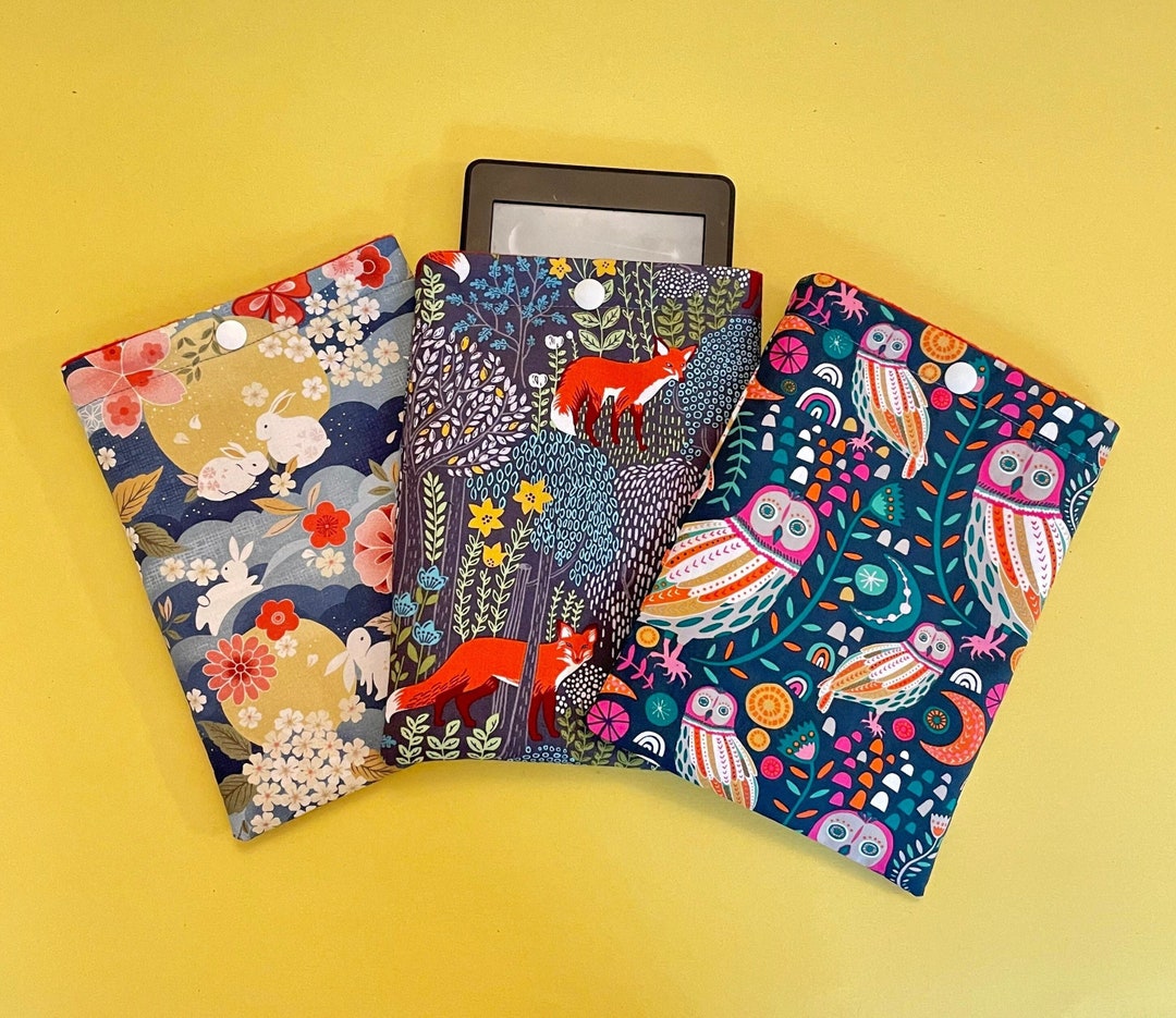 Padded Kindle Paperwhite Sleeve: Fox, Owl, Rabbit Print Case - Etsy