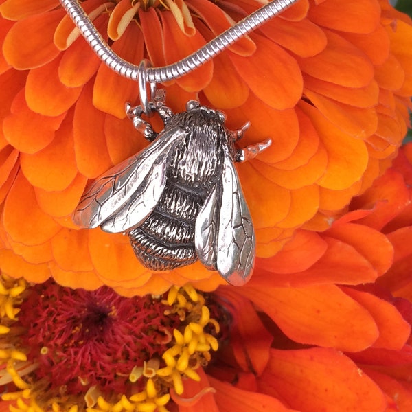 Bumble Bee Pendant - Etsy