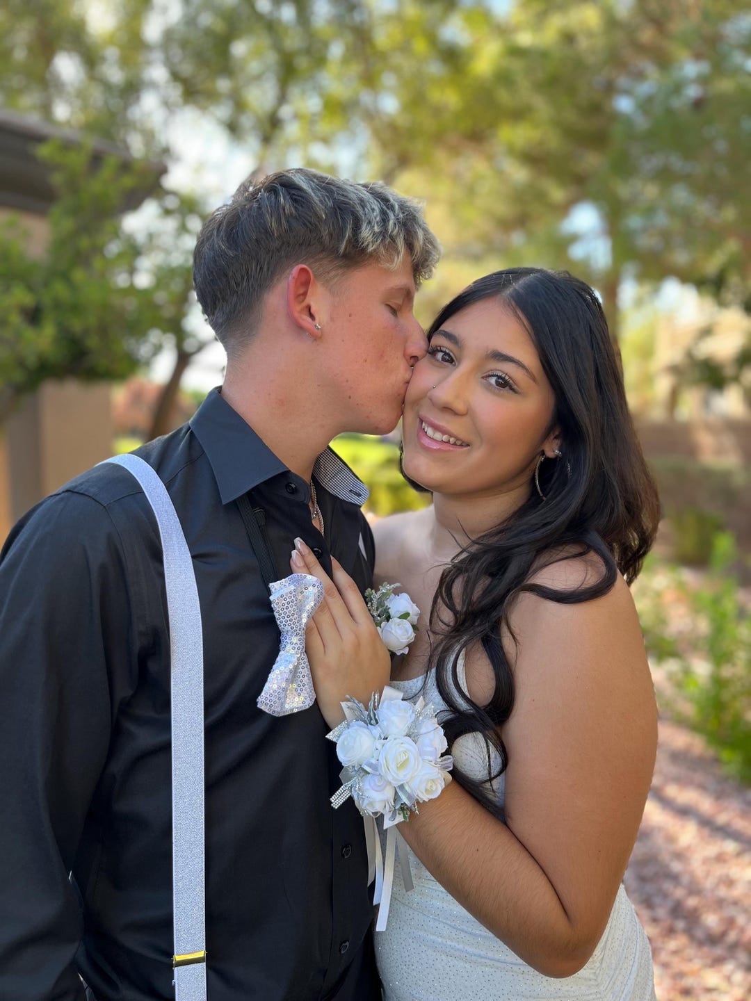 Elegant Blue & White Prom Corsage – Wrist Flower Bracelet for Prom. - Etsy