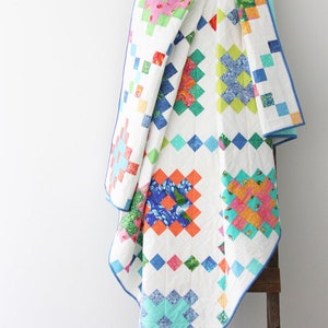 Cluck Cluck Sew Pattern Pixel Chain CCS#182, Jelly Roll Quilt in 3 ...