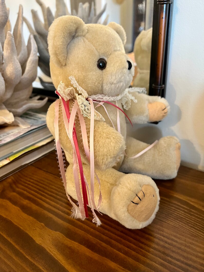 Vintage Jointed Wool Teddy Bear With Lace and Pink Silk - Etsy
