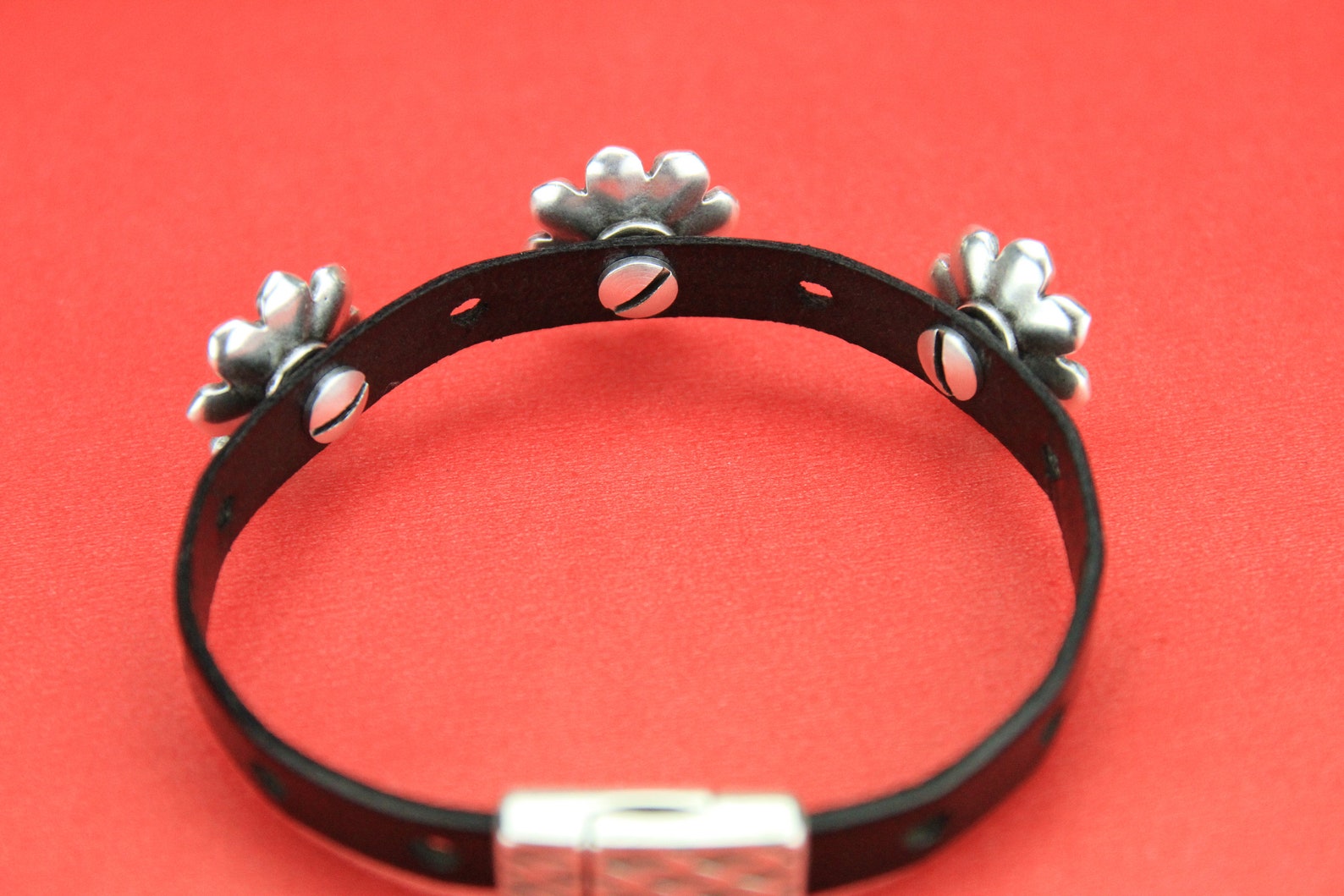 12/5 MADE in EUROPE Leather Cord Flower Screw Set Lotus Screw | Etsy