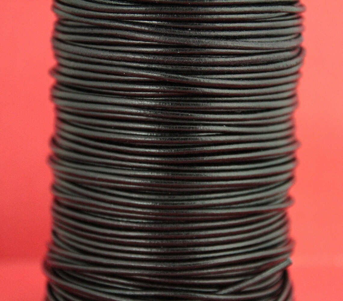 MADE IN SPAIN 2 Yards of 2.5mm Leather Cord 2.5mm Black | Etsy