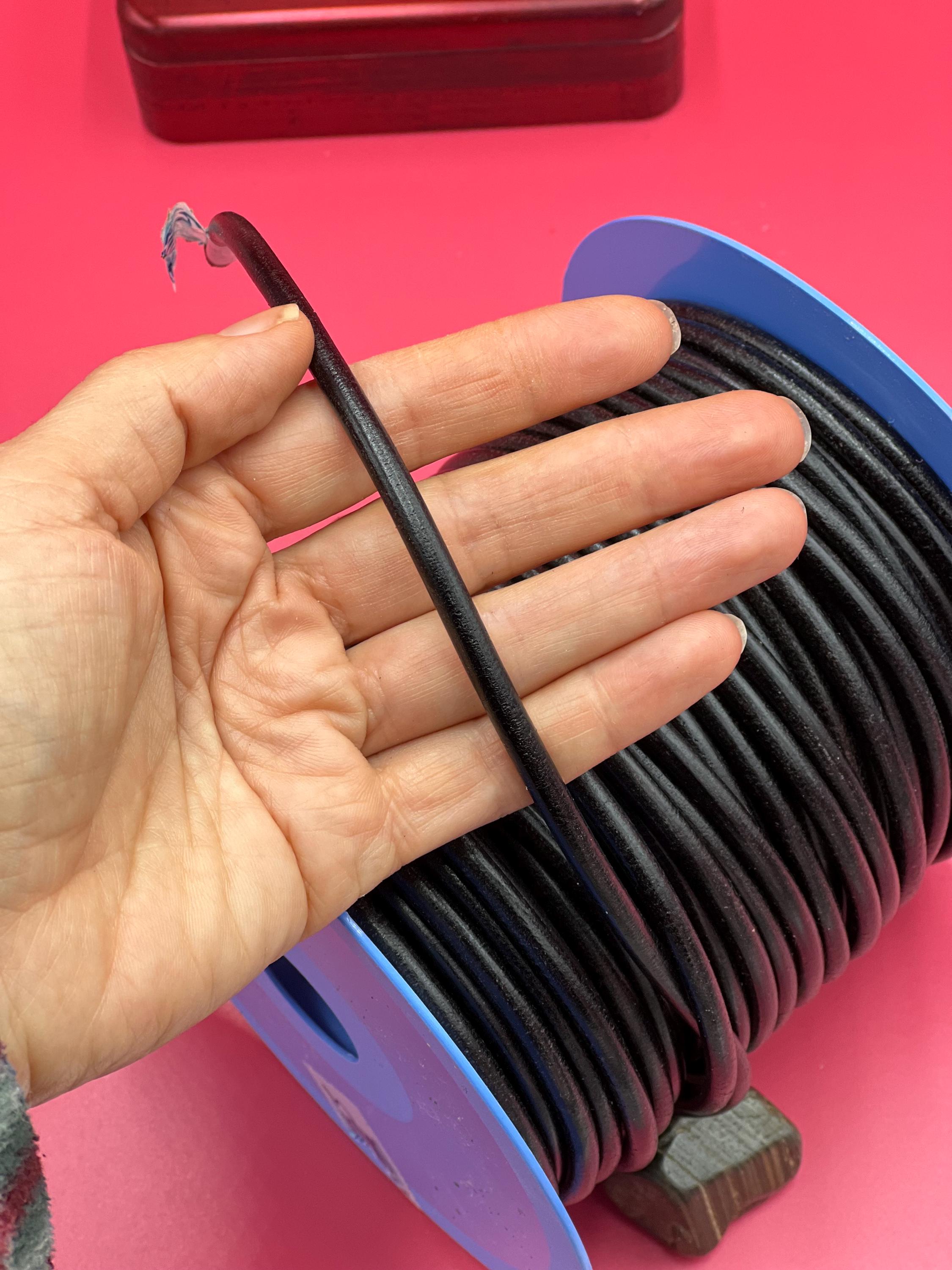 MADE IN SPAIN 2 Feet (24"-60cm) Black Round Leather Cord, 5mm Round ...