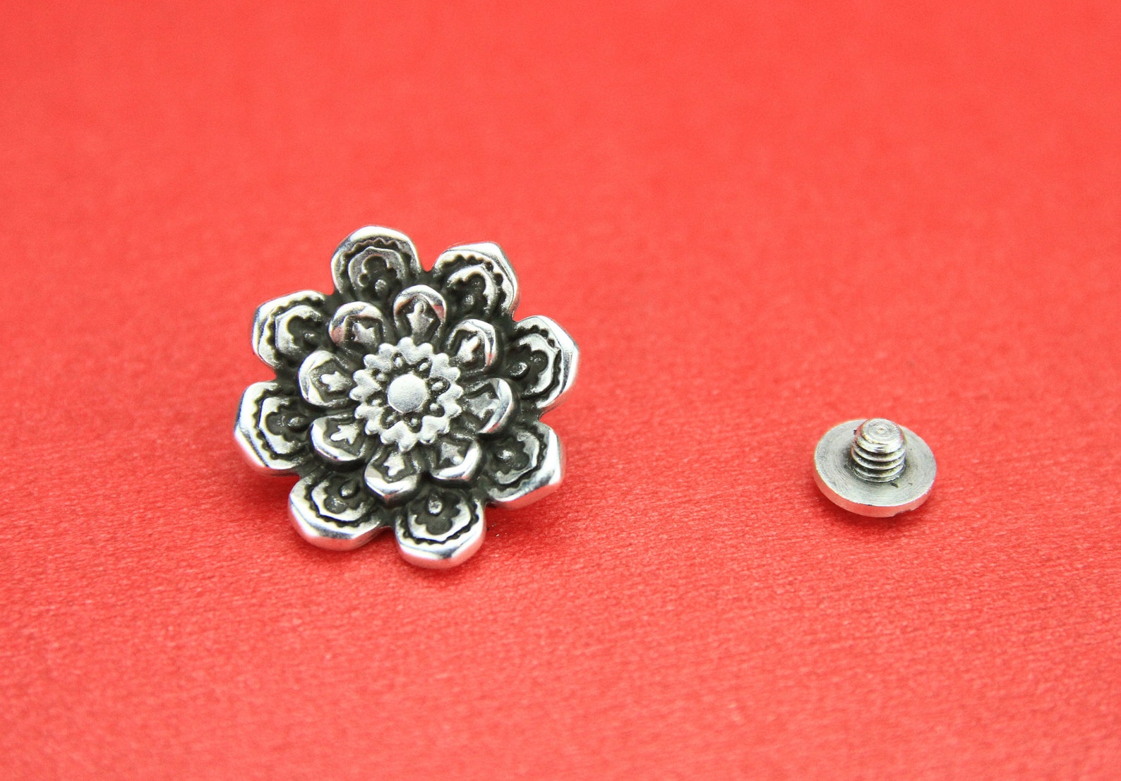 12/5 MADE in EUROPE Leather Cord Flower Screw Set Lotus Screw | Etsy