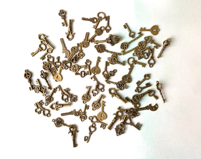 30 Mini Vintage Keys Keys for Jewelry Making Keys for - Etsy