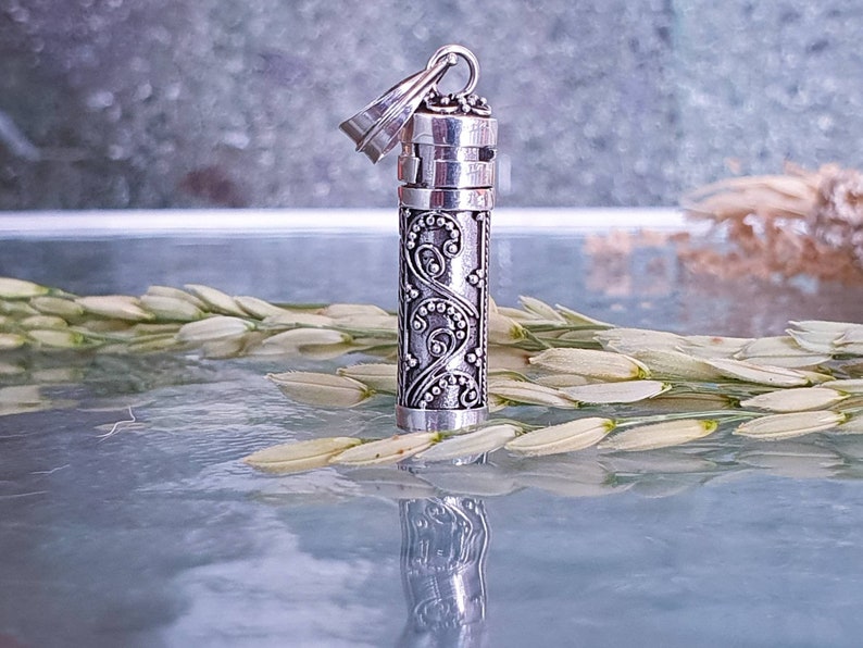 Silver Prayer Box Locket Pill Box Pendant, Ash Cremains Umbilical Cord ...